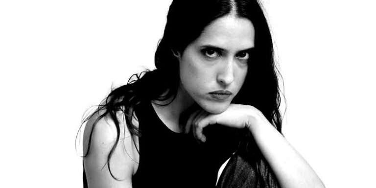 Top 20 Female Techno DJs Transforming Electronic Music