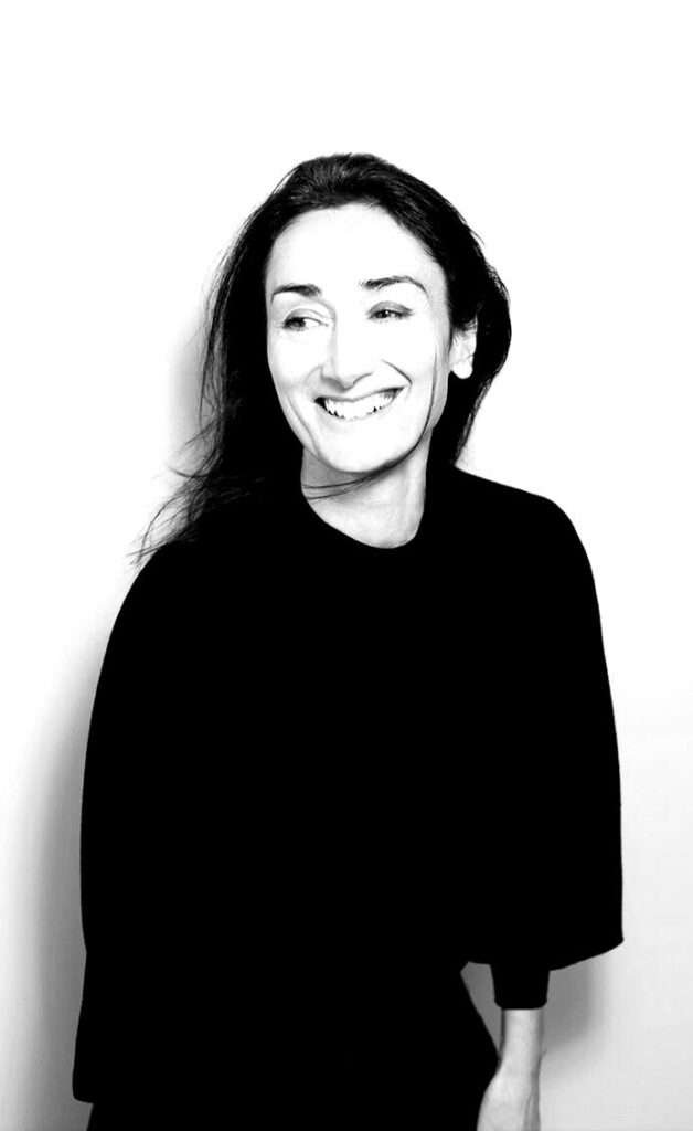 Top 20 Female Techno DJs Transforming Electronic Music